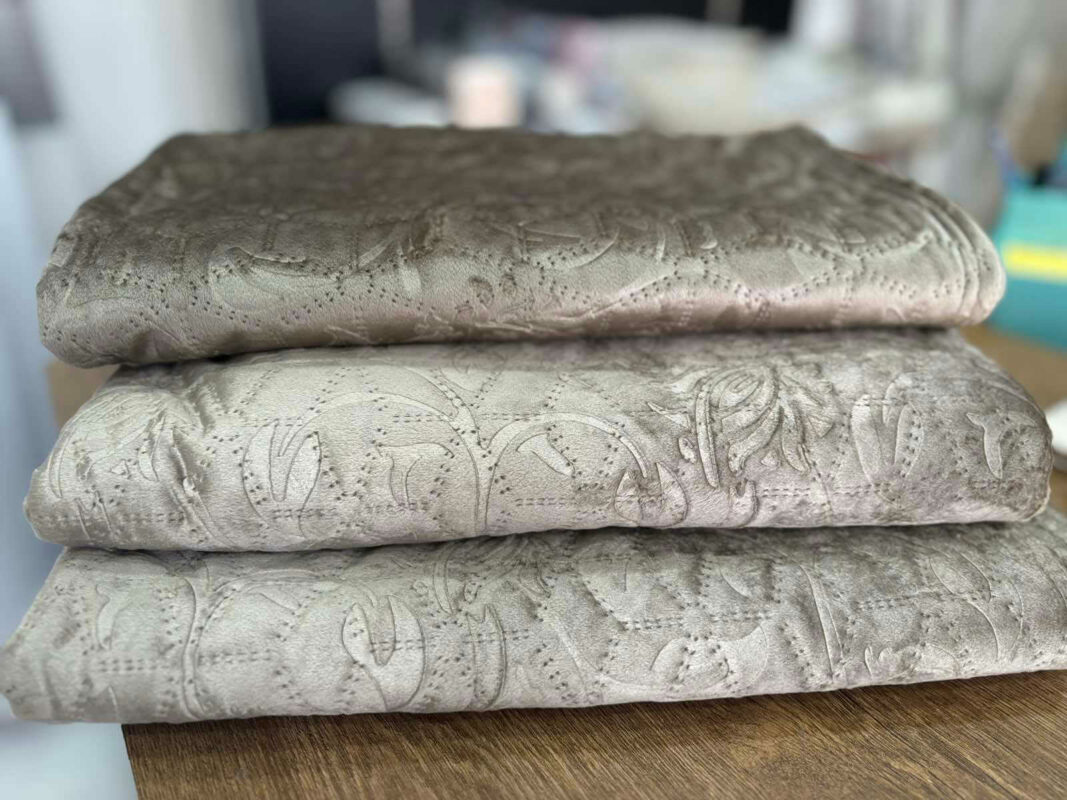 Flekeri i Prostirke – Zaštita i Dekoracija Vašeg Stola | Hani Home Decor